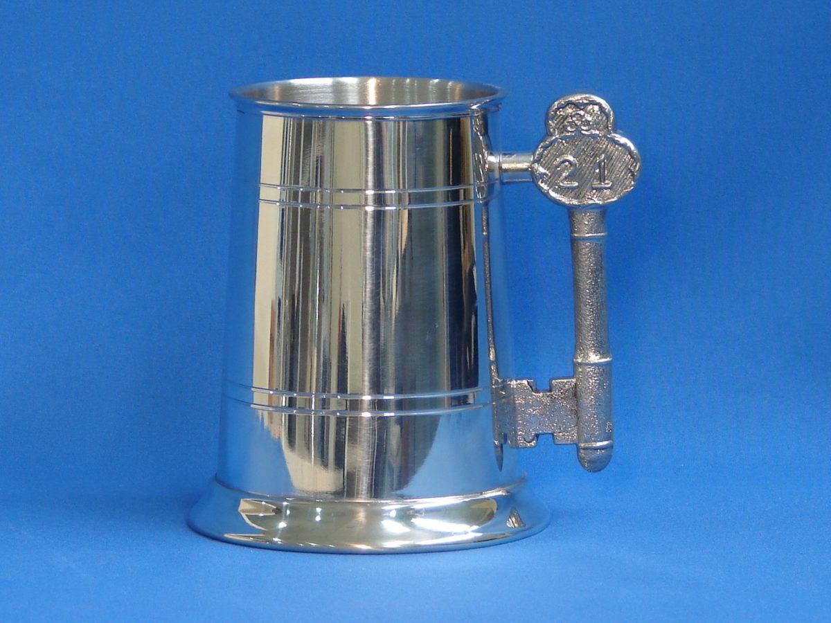 [011] 1 Pint Pewter Tankard with 21st Handle – Trophy Specialists ...