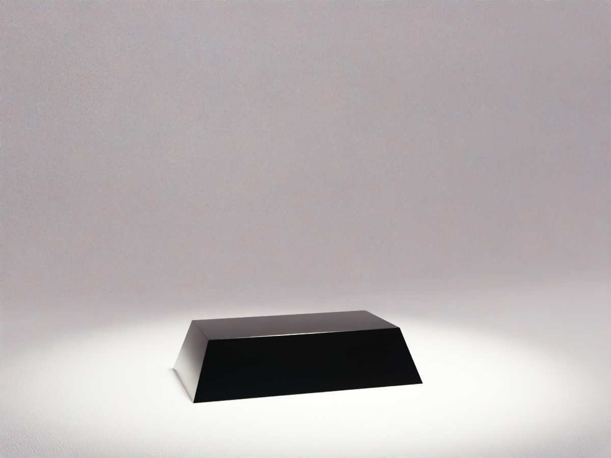 190mm x 110mm x 45mm – Trophy Specialists & Engraving